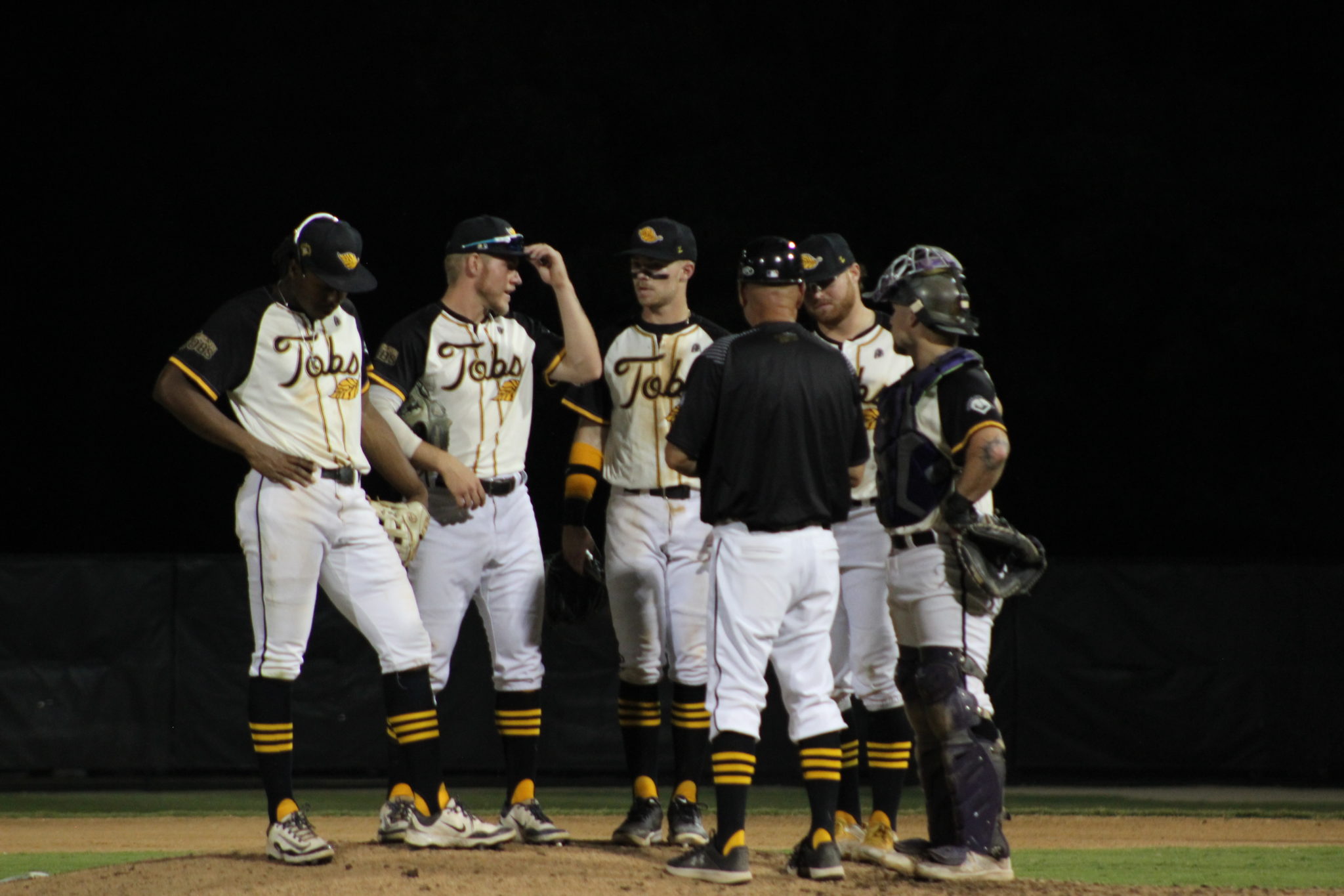 Tobs Drop to 7-5 in Away Loss